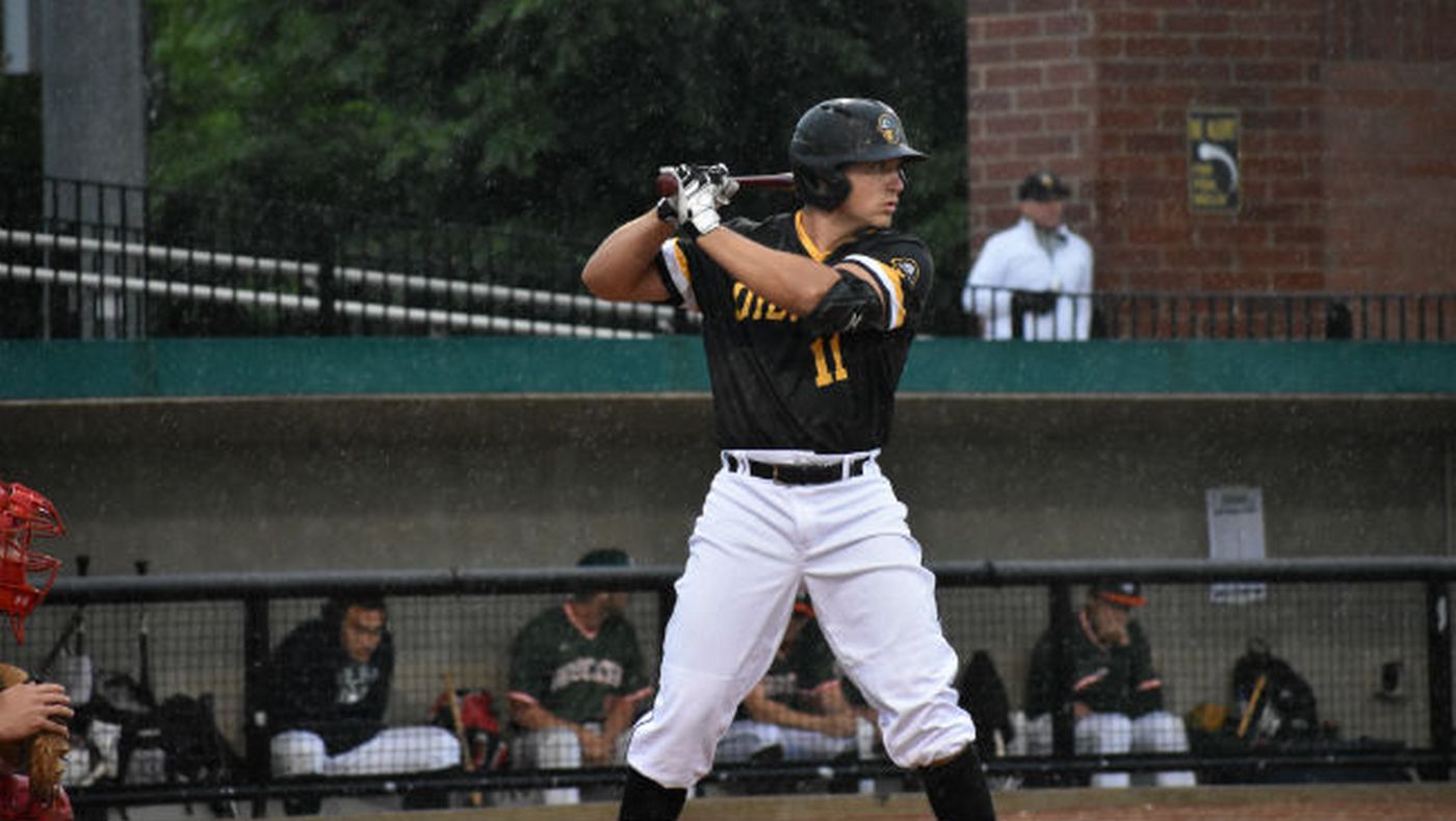 Dvorak Powers Oilmen Past Generals – ISM5